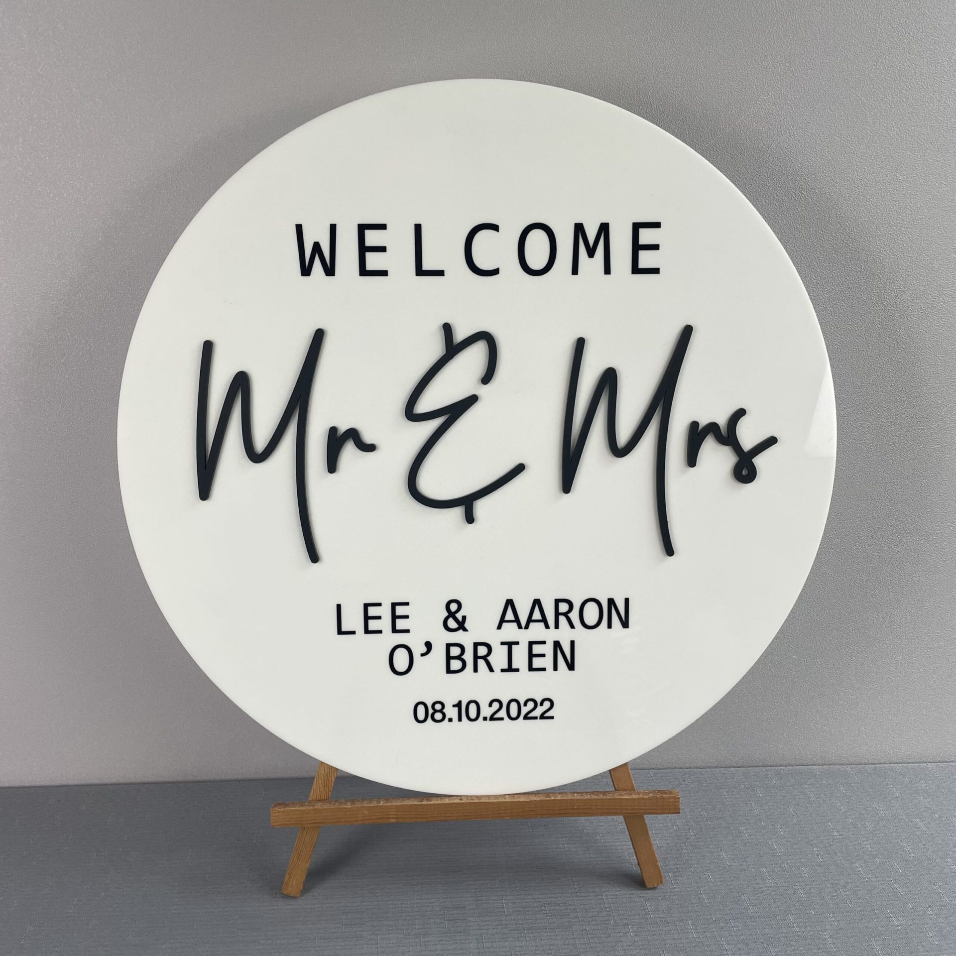 Mr & Mrs 3D Acrylic Welcome Sign with Vinyl Lettering - Weddings Wise